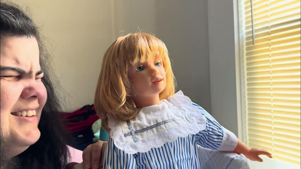 Julie Ii featuring “dress up“ and the book “Julie’s neighborhood“ - YouTube