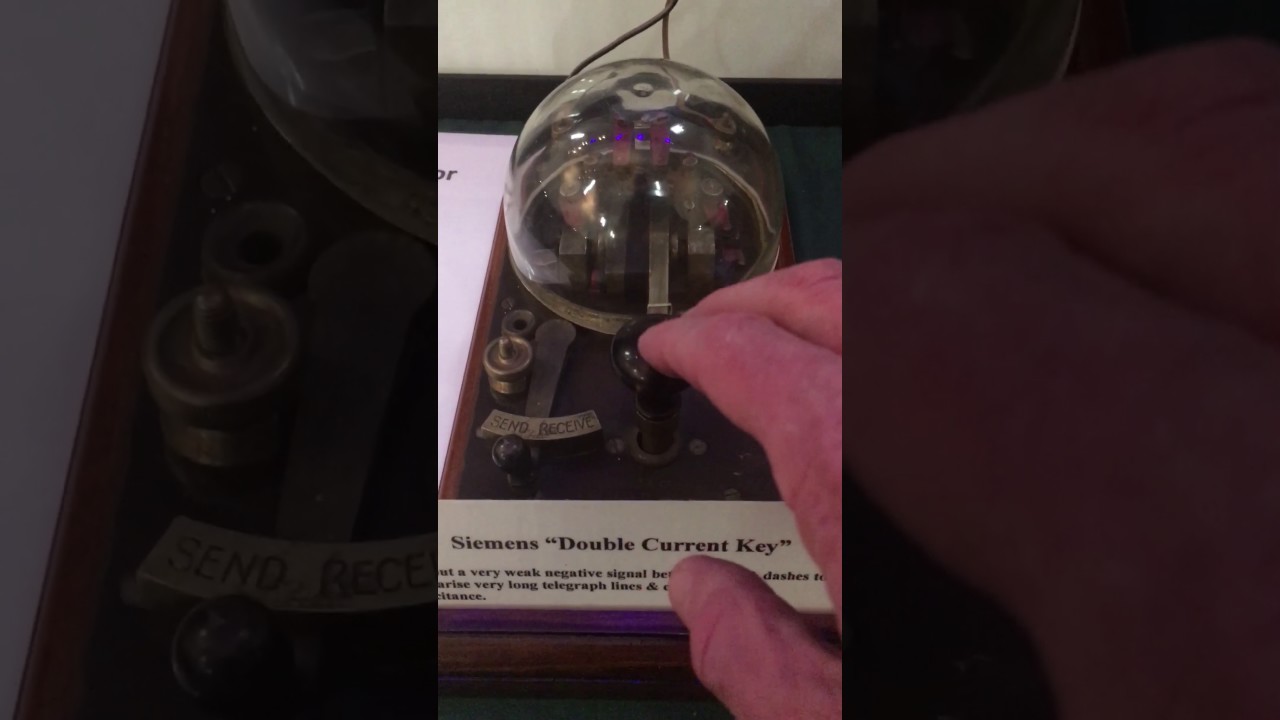Siemens Double Current morse key - YouTube