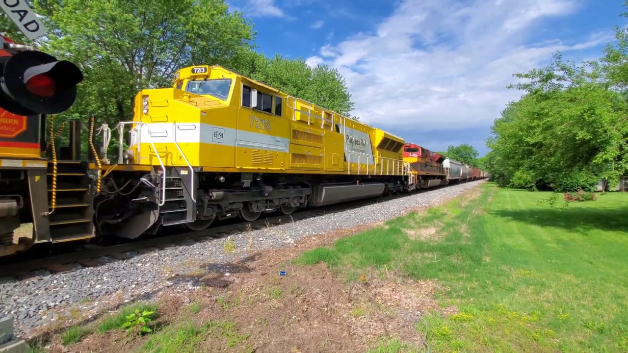 EB KCS Grain train with nice engineer and banana power! - YouTube