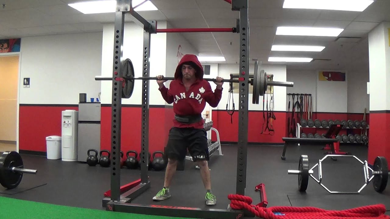 Squat 300 x 3 - YouTube