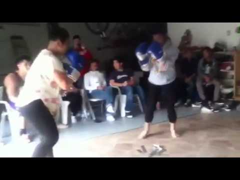 Jasmyn and Celine boxing - YouTube