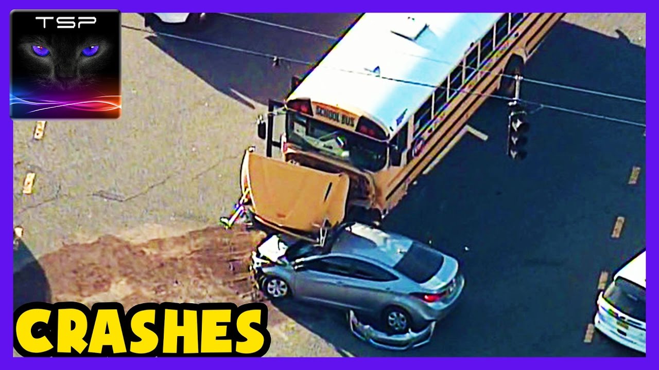 Wreckfest - Intersection #6 - CRASH COMPILATION (School Bus Terror ...