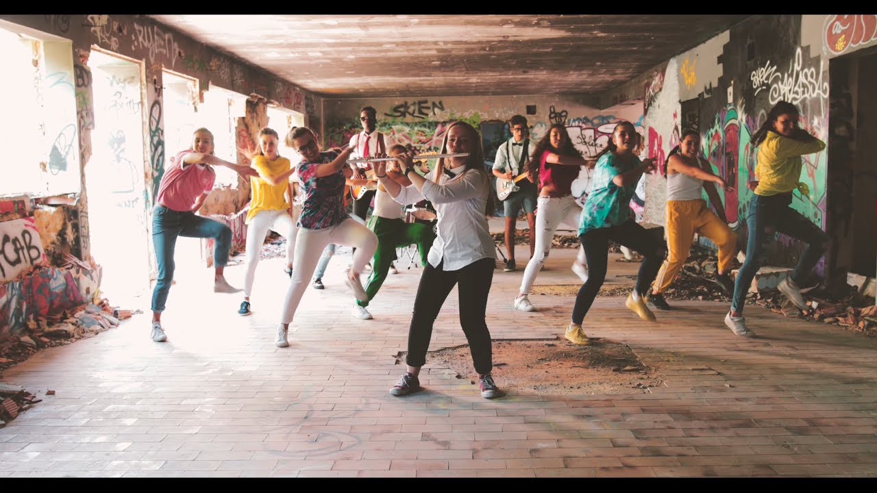 "Dance" StatiK / Up up Up - YouTube