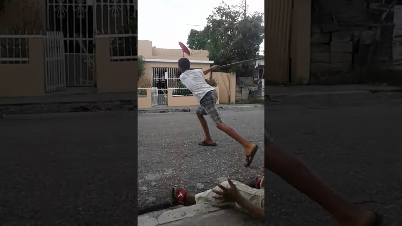 Jugando bitilla - YouTube