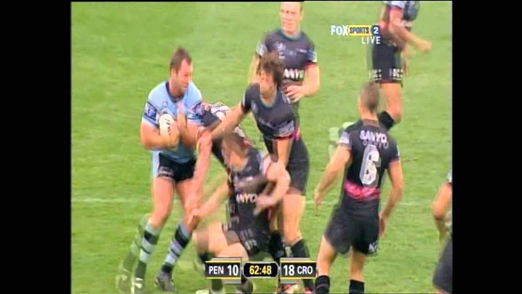 Josh Bateman Big Hit on Ben Ross - YouTube