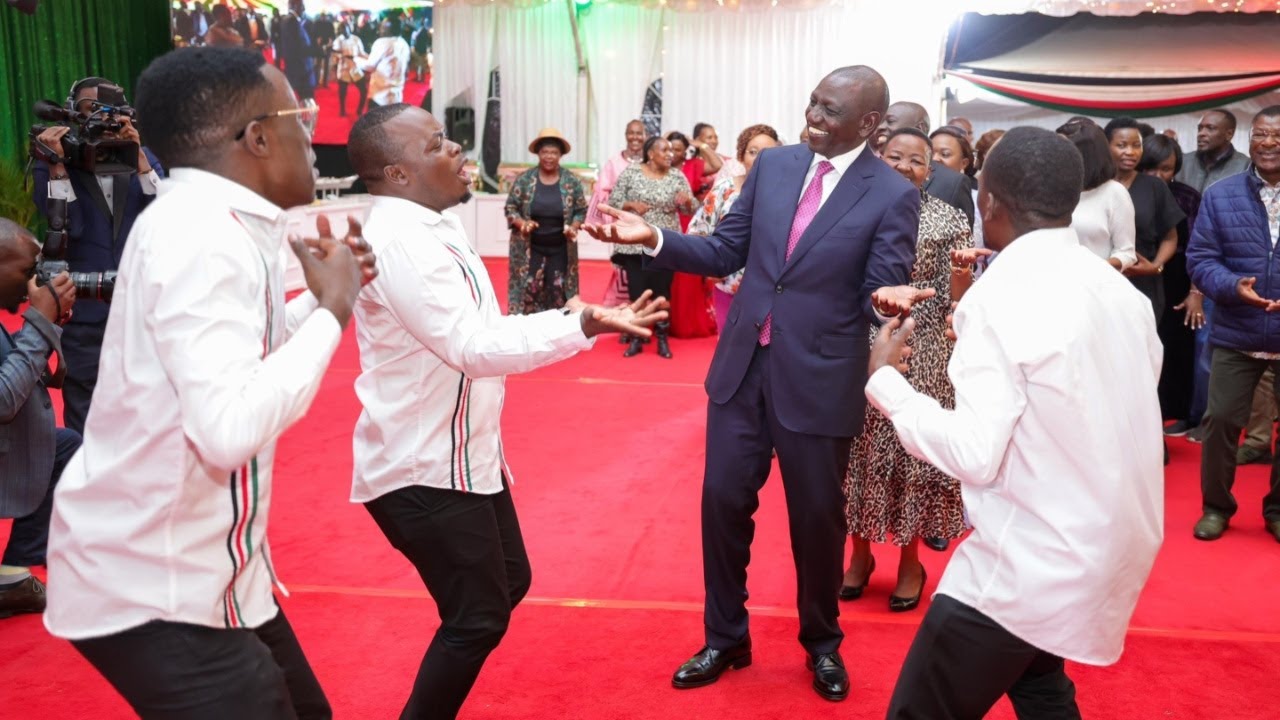 President Ruto & others break into dances as they usher in New Year at ...