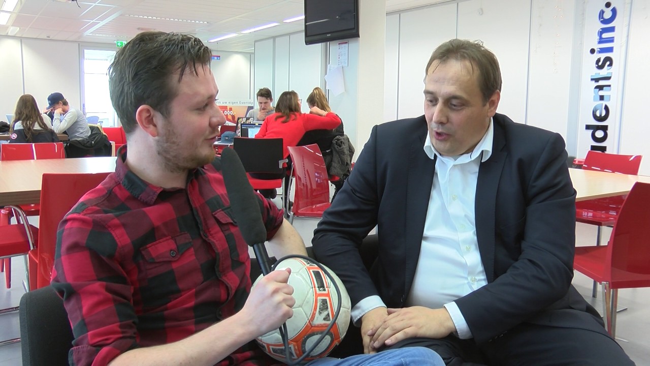 Finalist HU Docent van het Jaar-verkiezing Onno Hans Noteboom - YouTube