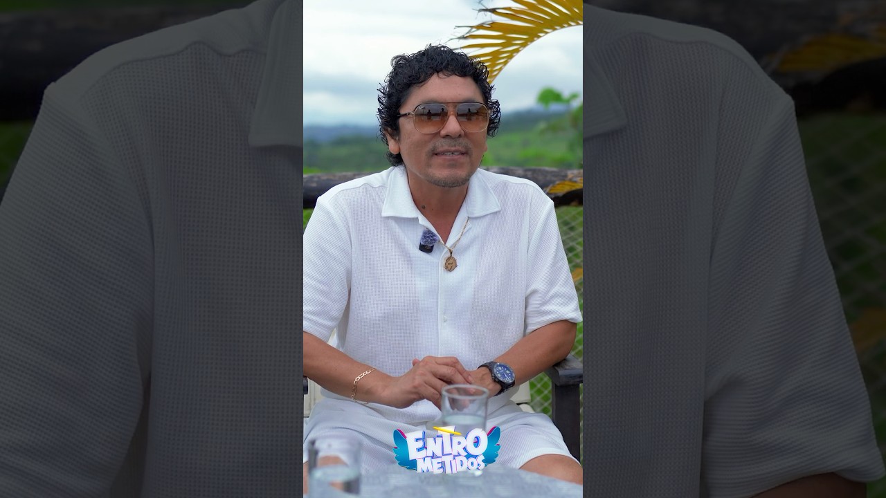 El lobo es ciego o virolo? Porque nunca se quita los lentes?🐺😎 # ...