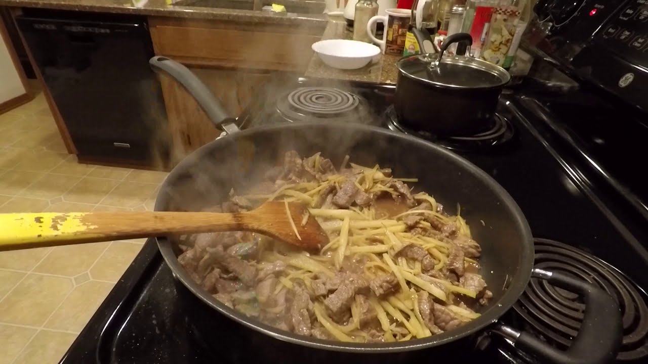 How To Cook Stir Fried Ginger With Beef - YouTube