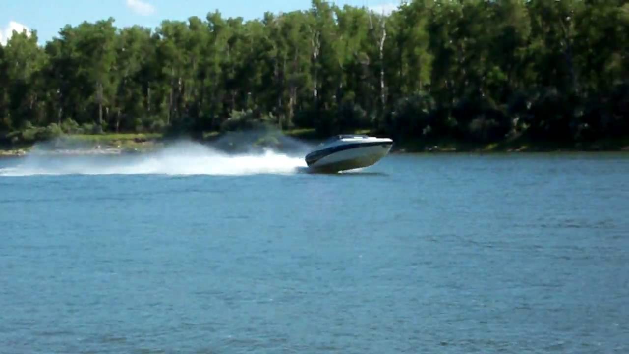 71 MPH (GPS) fly by - YouTube