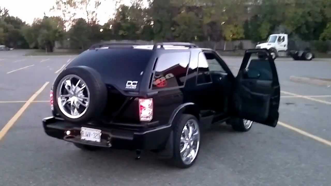 gmc jimmy on 22's distance test with new horns - YouTube