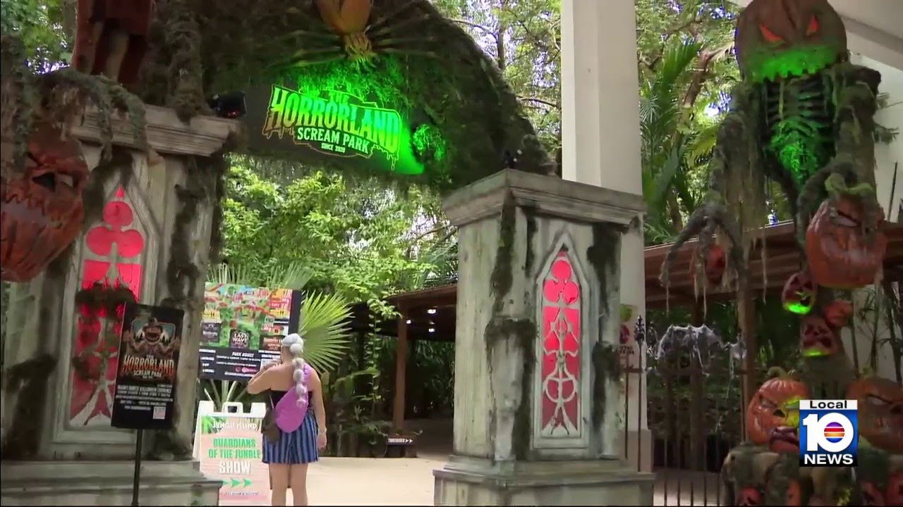 Horrorland Scream Park opens in Miami's Jungle Island - YouTube