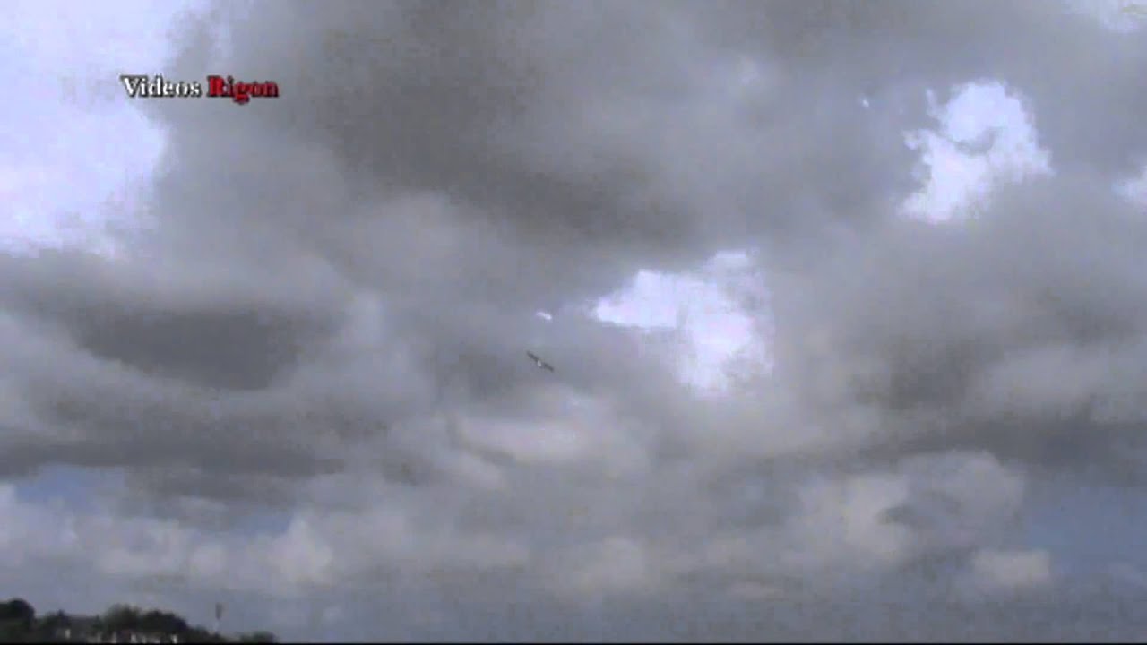 Mini Telemaster Rc Elétrico - YouTube