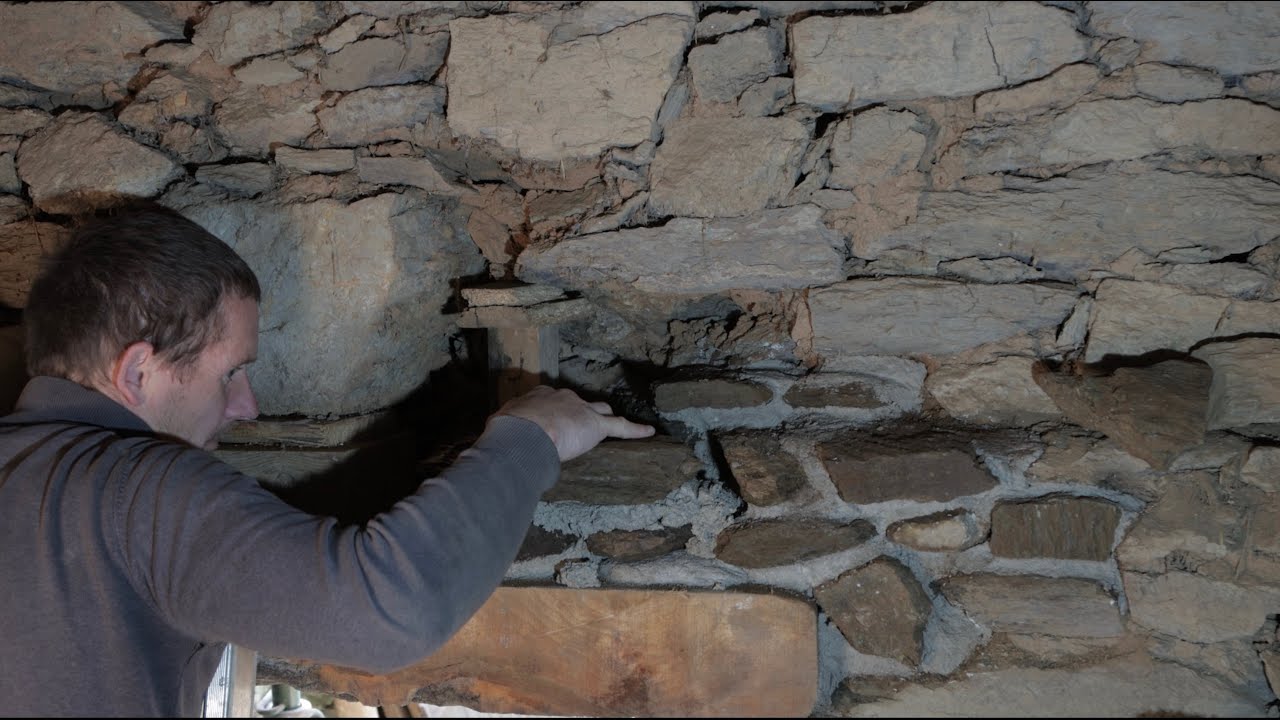 #61 - A Balancing Act | Installing New Rustic Wooden Lintels at Our ...
