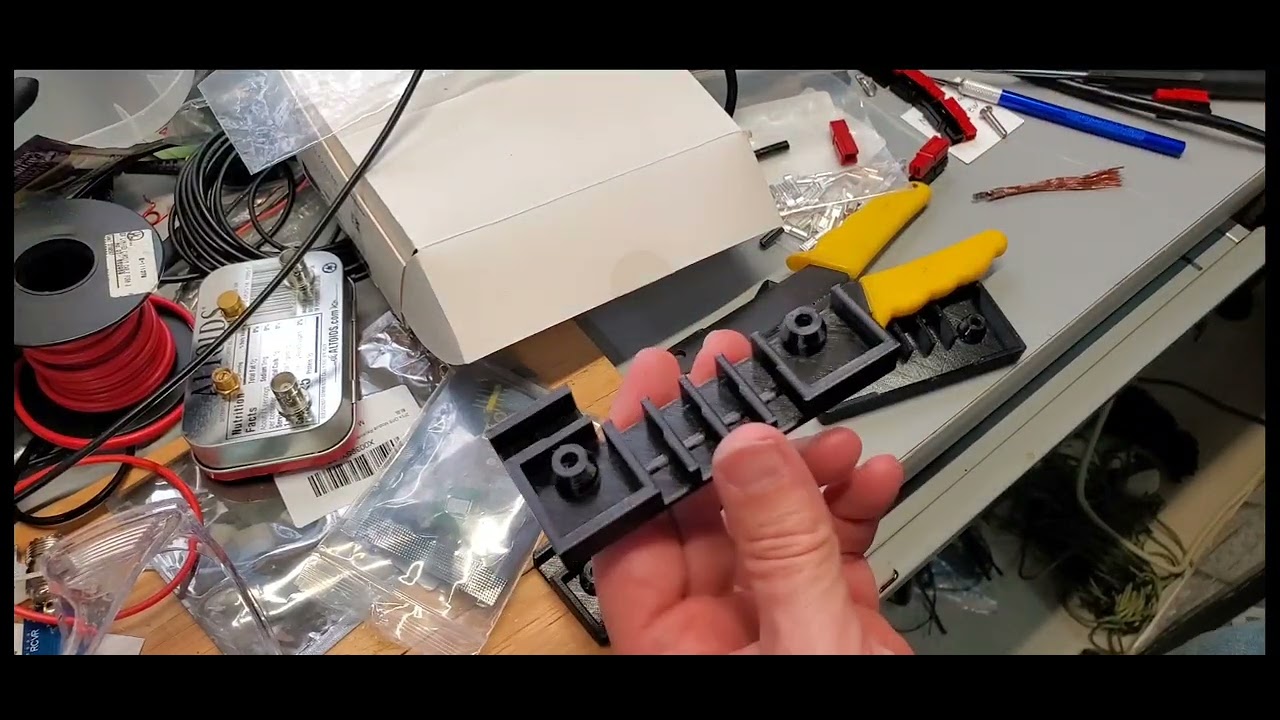 30 Amp PowerPole Splitter DIY Build - YouTube