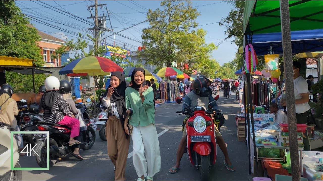 Car free day Demak (Pasar Krempyeng) • Morning walk in Demak Indonesia ...