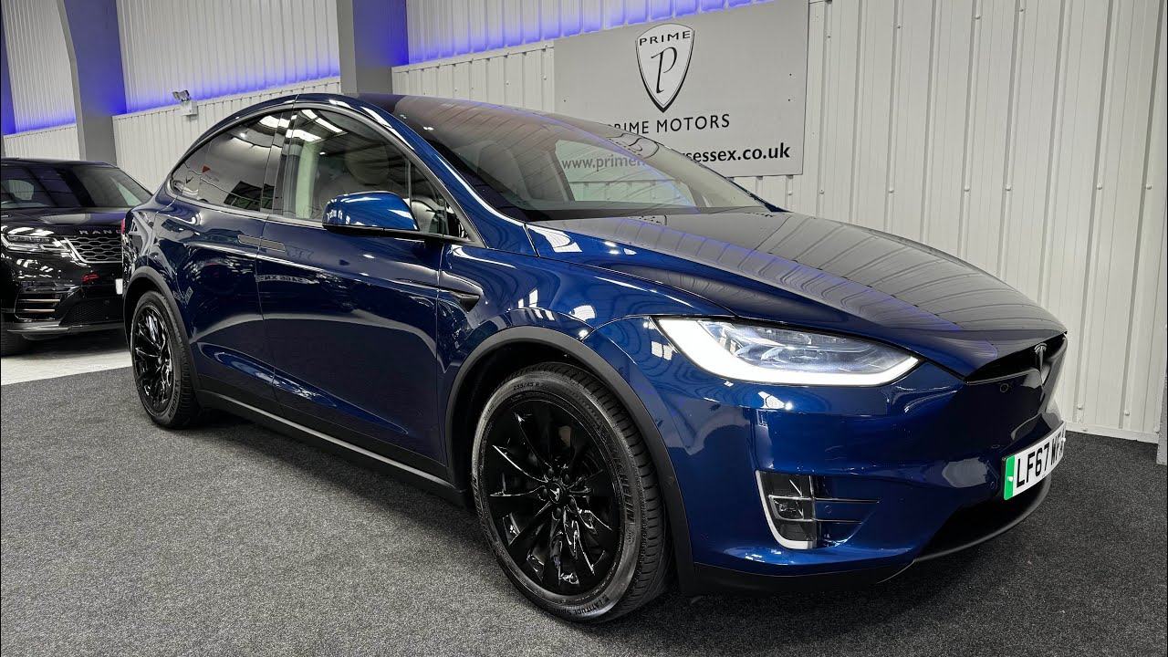 TESLA MODEL X 90D - YouTube