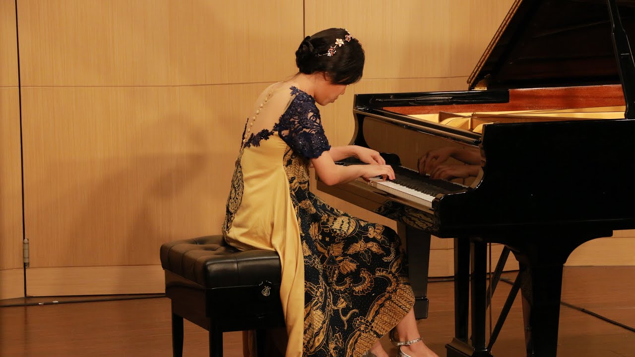 NICOLE THEODORE 2018 PIANO RECITAL - YouTube