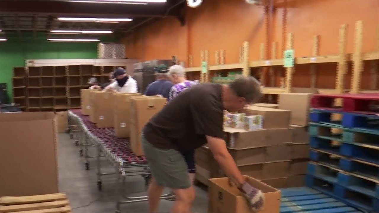 Manna Food Pantry helps put food on the table - YouTube
