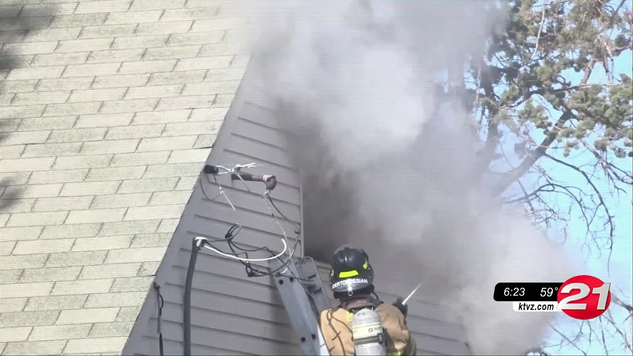 Redmond Fire & Rescue hosts 'burn to learn' training - YouTube