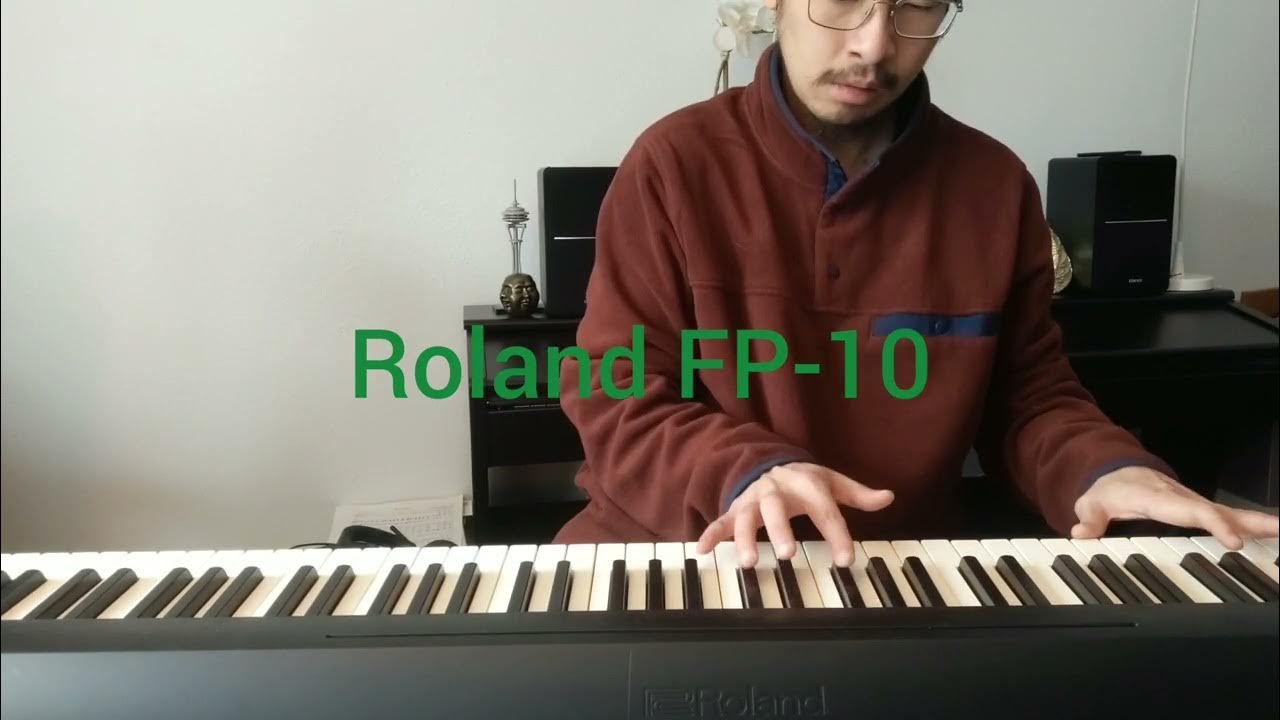 Donner DDP-300 vs. Roland FP-10 - YouTube