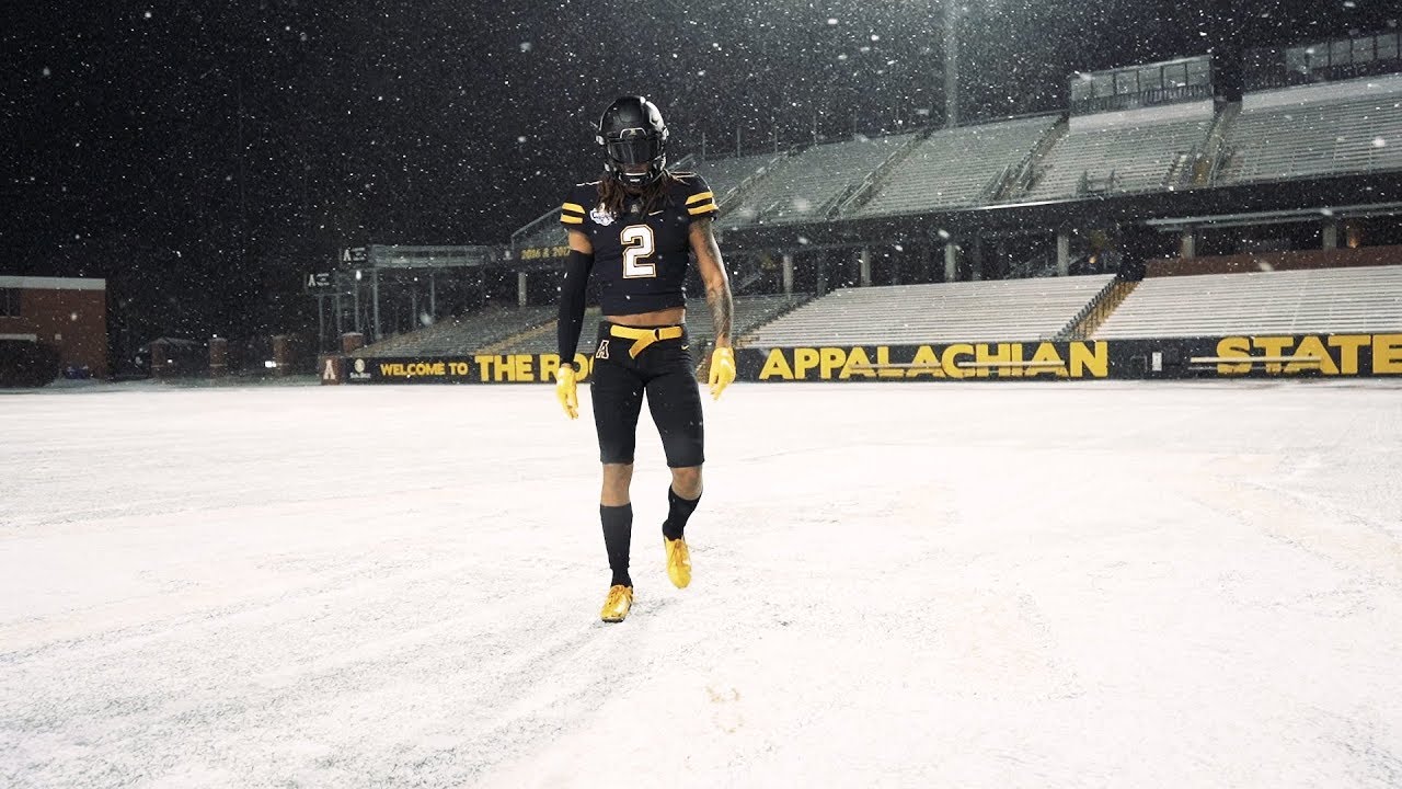 Corey Sutton Official Sophomore Highlights - YouTube