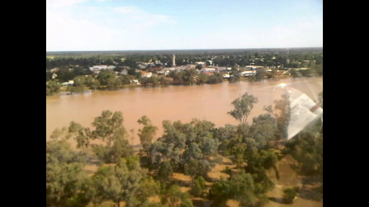 St George 2012 flood aerial damage survey - YouTube