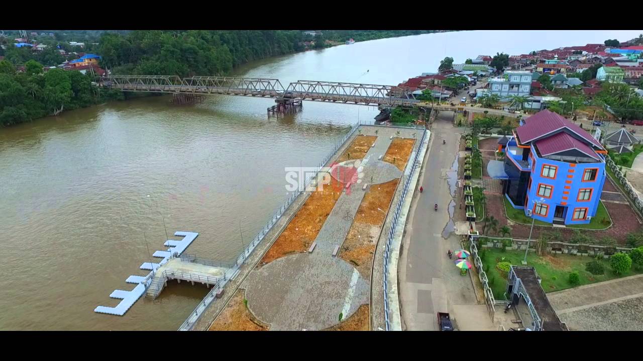 Flying The City Tanjung Redeb (Berau) - YouTube