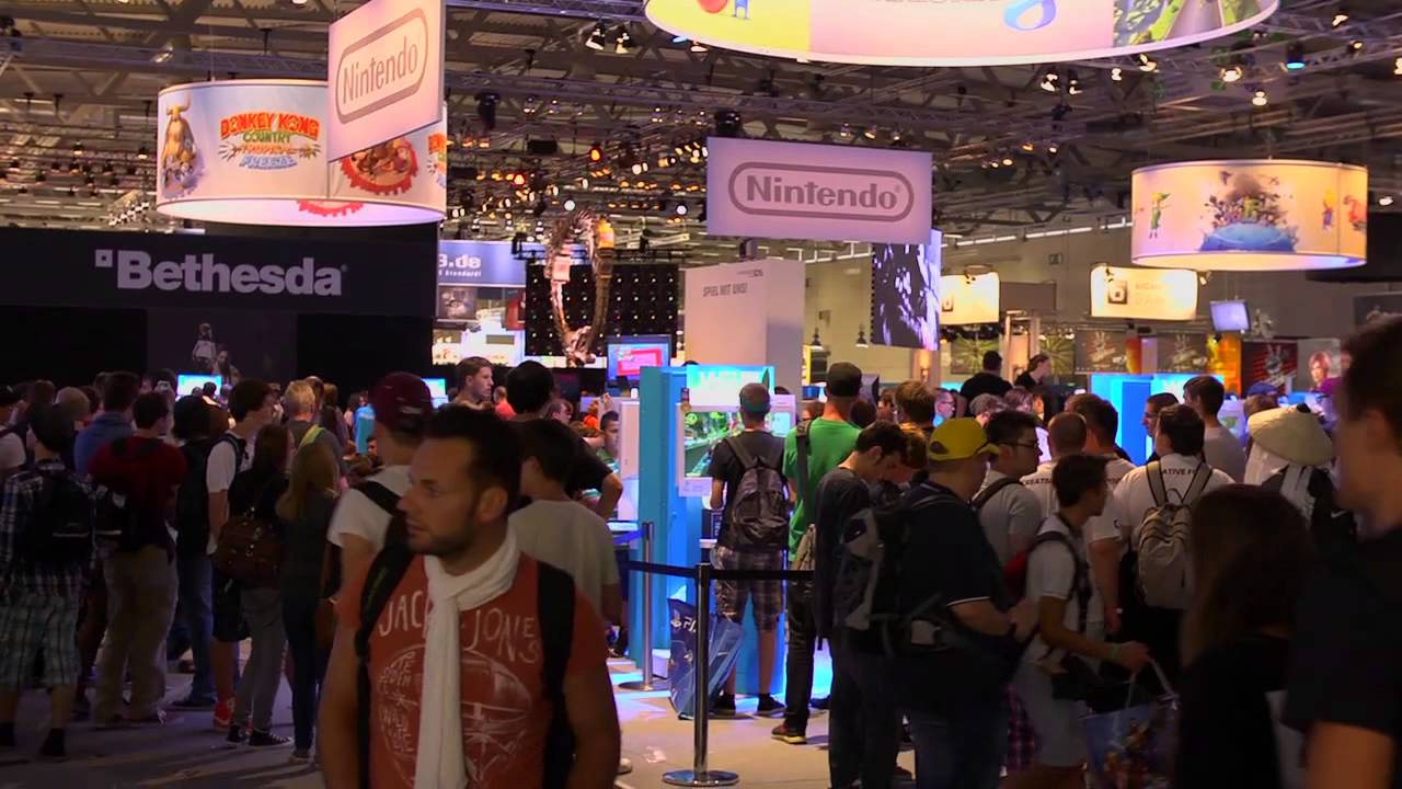 Game Informer Tours Gamescom 2013 - YouTube