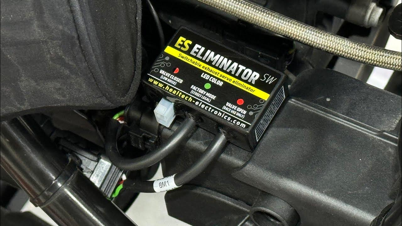HealTech ESE-SW-BM1 Switchable exhaust servo motor eliminator module for BMW RnineT - YouTube