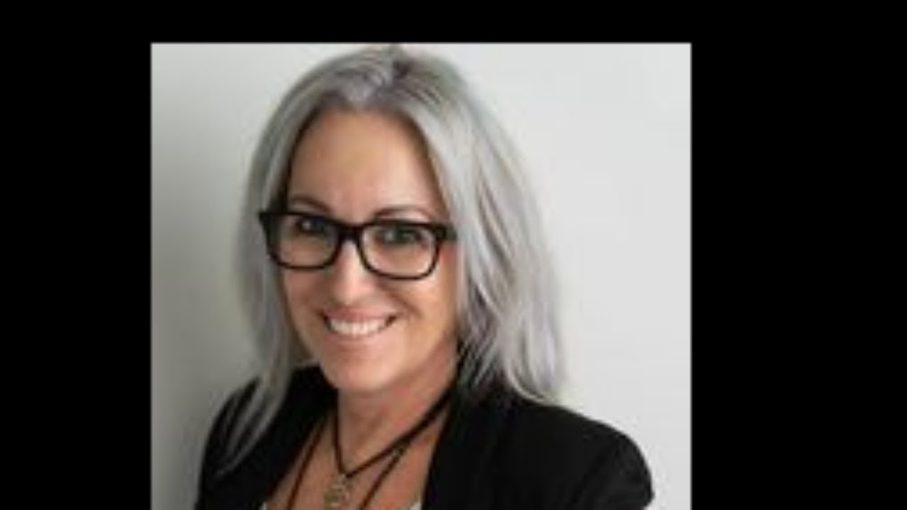 Beth Lynch, Medium, Founder Inner Light Teachings Upcoming Events - YouTube