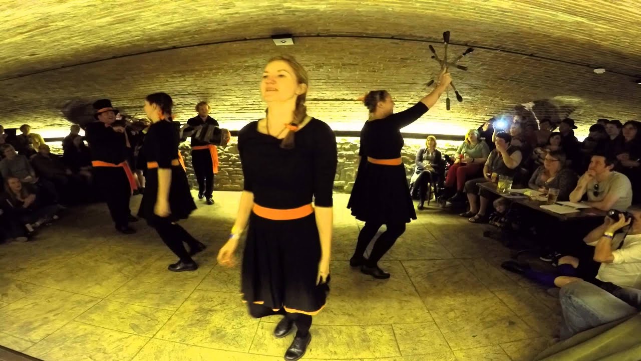 Sheffield Steel Rapper - DERT 2015 - The Beer Emporium - YouTube