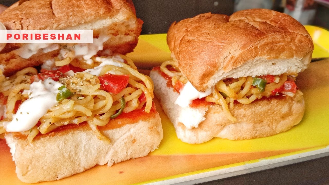 Masala Maggi Bread Burger 🍔 Mouthwatering home made snacks - ম্যাগি আর ...