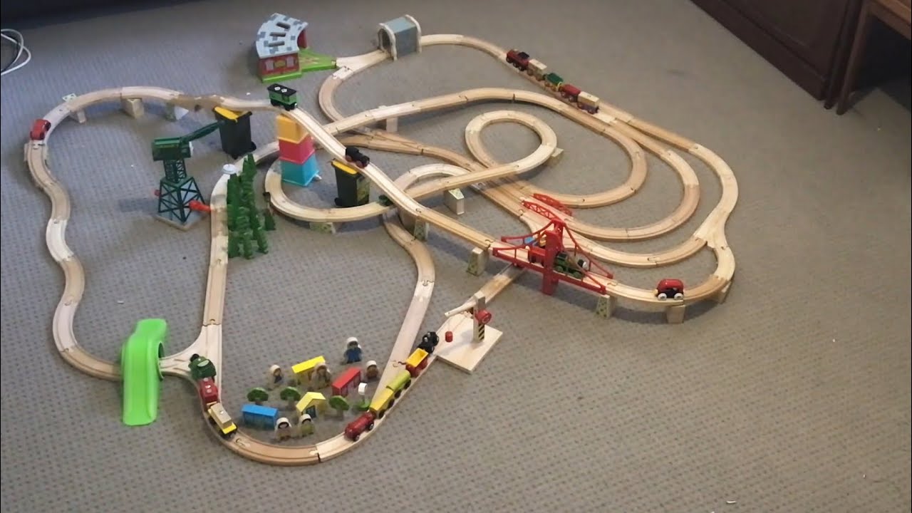 Building a Loopy Train Track|Building Train Tracks|Episode 3 - YouTube