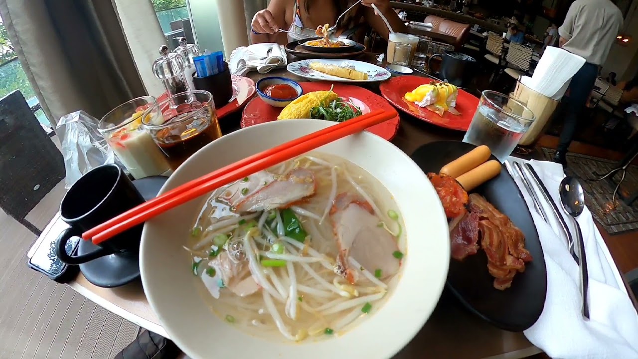 Hotel Indigo Breakfast - YouTube