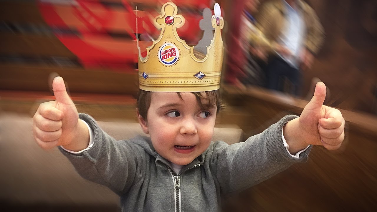 O REI DO HAMBURGUER NO BURGER KING ♕ - YouTube