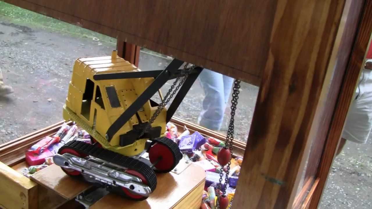RARE CARNIVAL DIGGER (1930's) - YouTube