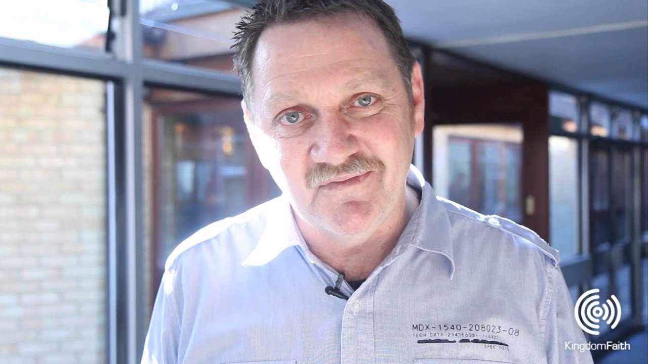 Steve Kennedy - Blog [21-10-2011] - YouTube