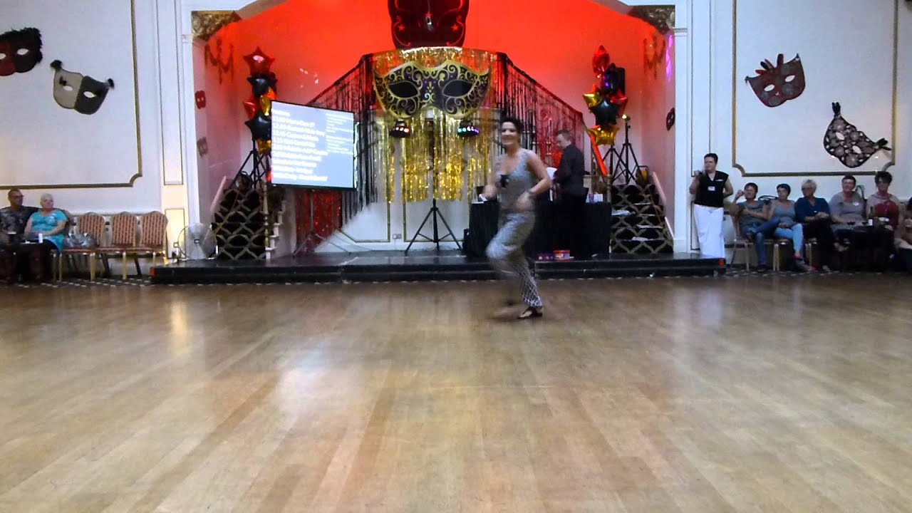 Live The Life ! Line Dance Demo @Eurodance 2014 - YouTube