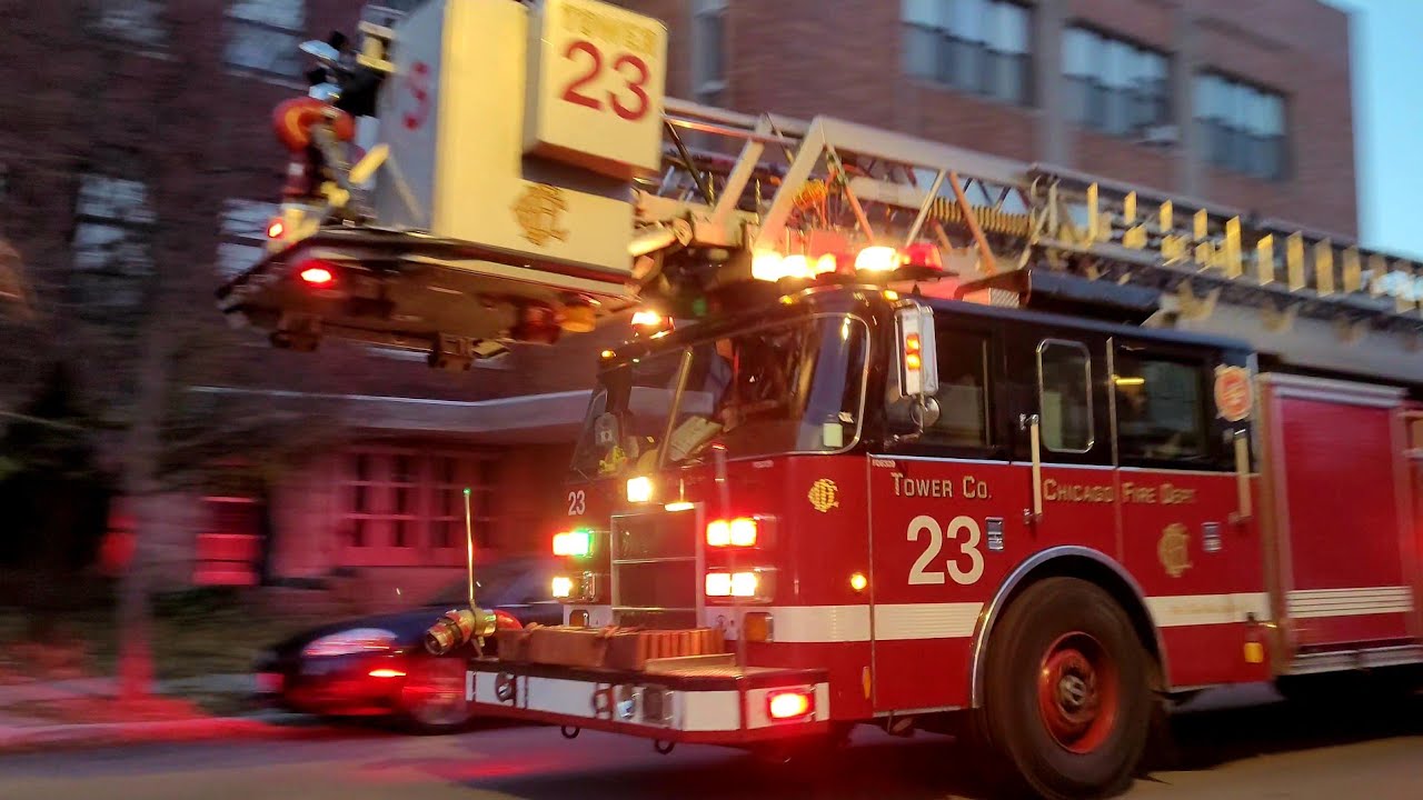 chicago fire department tower ladder 23 responding - YouTube