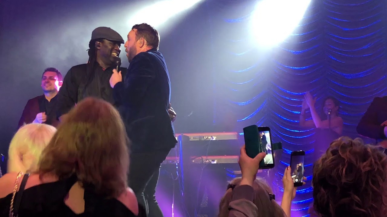 Johnny Reid - Walking on Water - Moncton, NB - April 18, 2018 - Revival ...