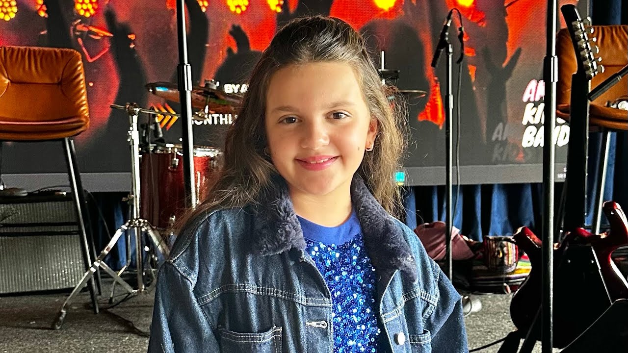 Set Fire 🔥 To The Rain Cover by: Abigail Grace - YouTube