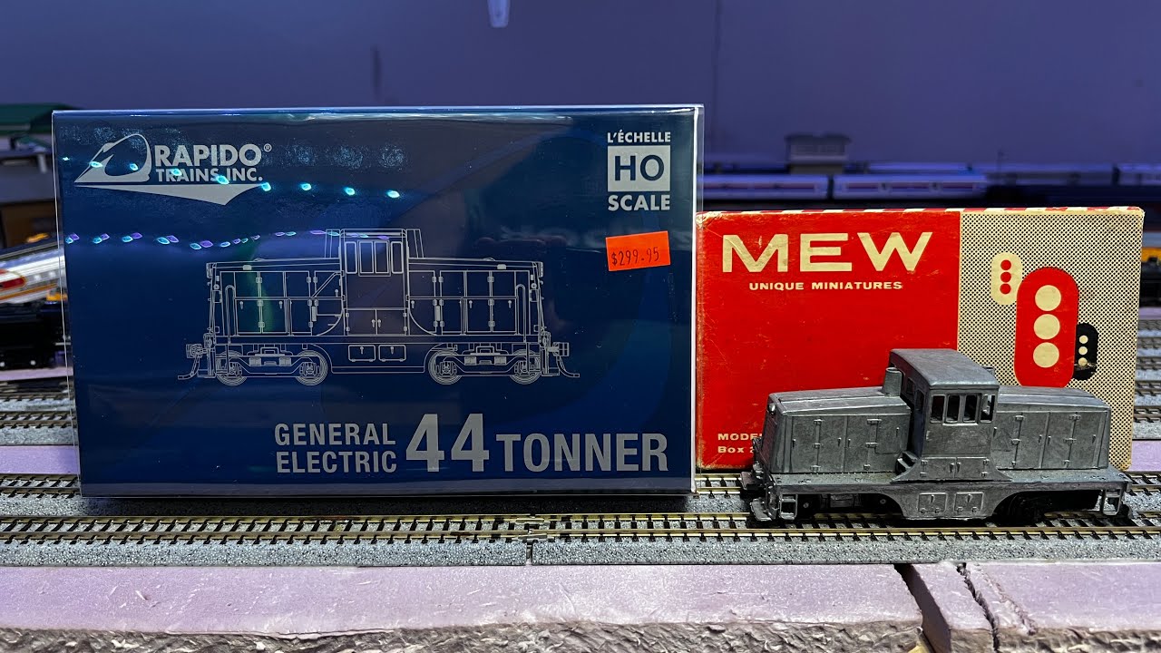 Layout #4, Video #20, unboxing the Rapido GE 44 tonner - YouTube