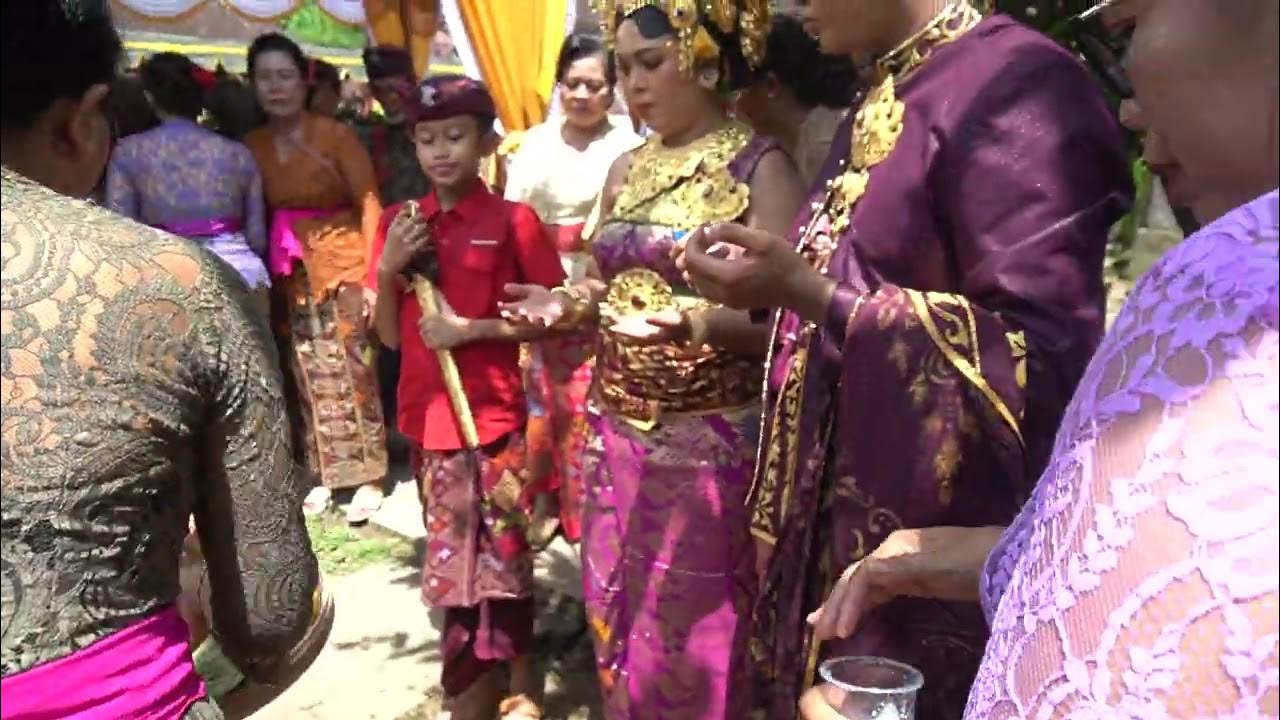 Prosesi Pawiwahan Adat Bali - YouTube