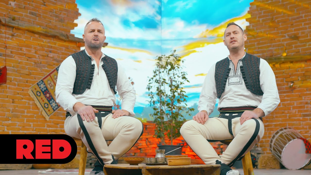 Jeton Zekaj & Naim Islamaj - Fjalet e qiririt - YouTube