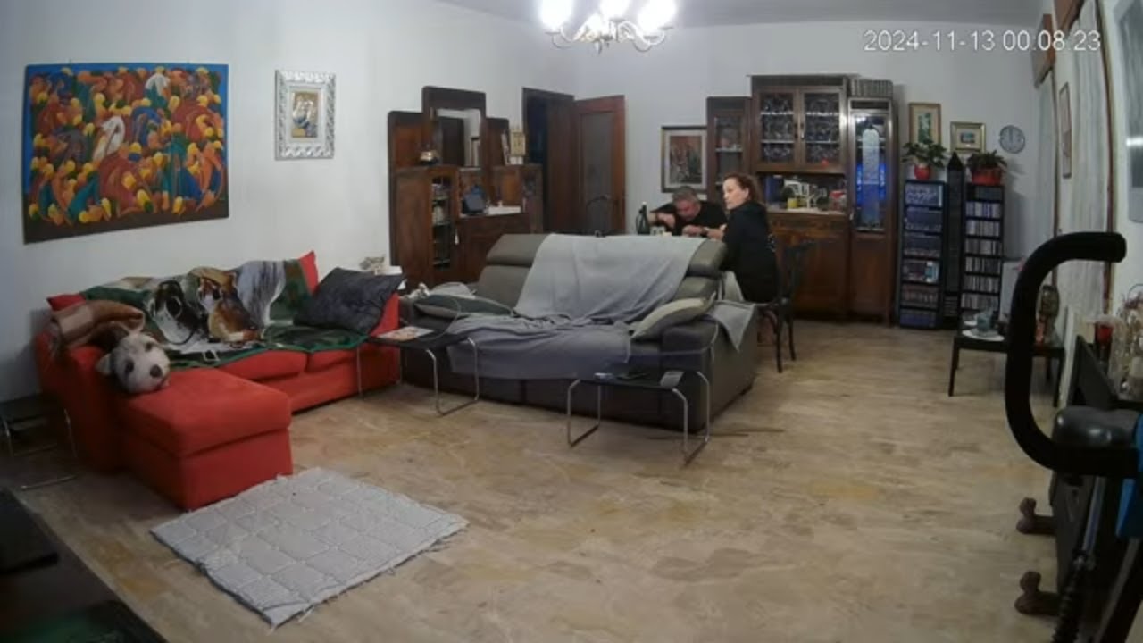 LIVE Stream 24/7 - camera 2 - Italian Couple Real Life - YouTube