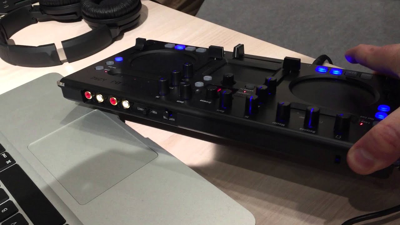 Musikmesse 2015: Korg Kaoss DJ DJ Controller - YouTube