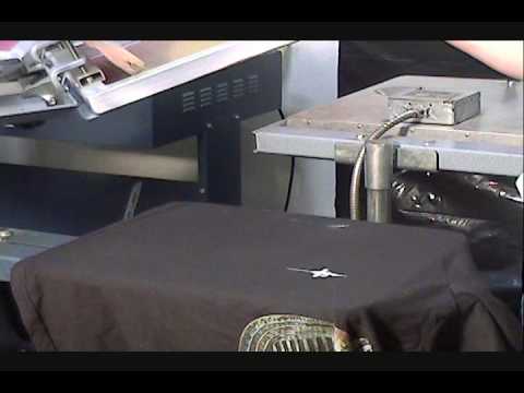How To Screen Print: 2 Color Print Demo With Flash - YouTube