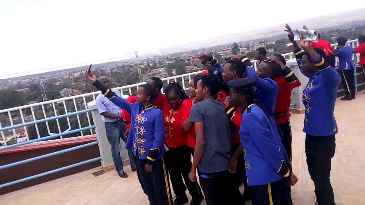 MkU Thika Band in Nakuru Campus - YouTube