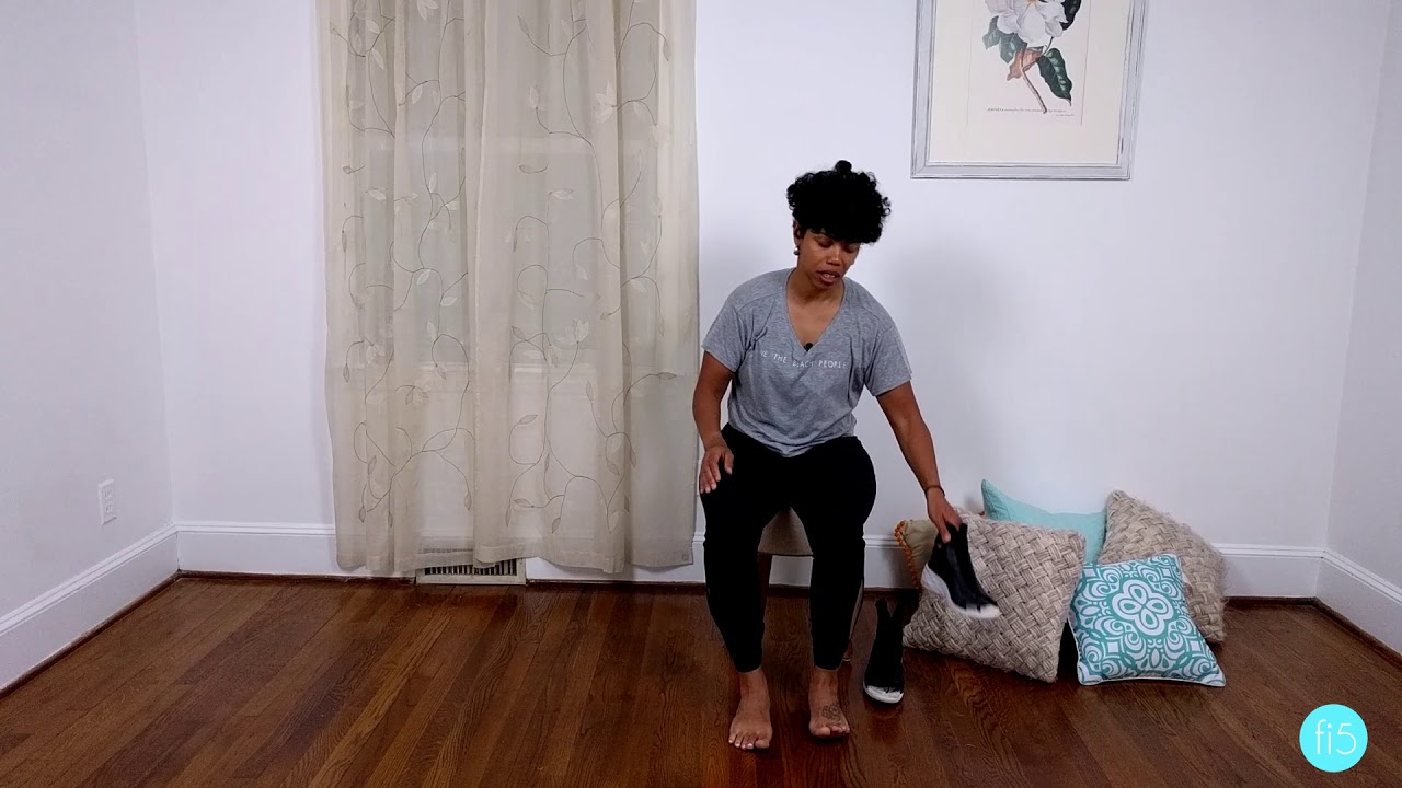 5-min yoga - foot stretch - YouTube